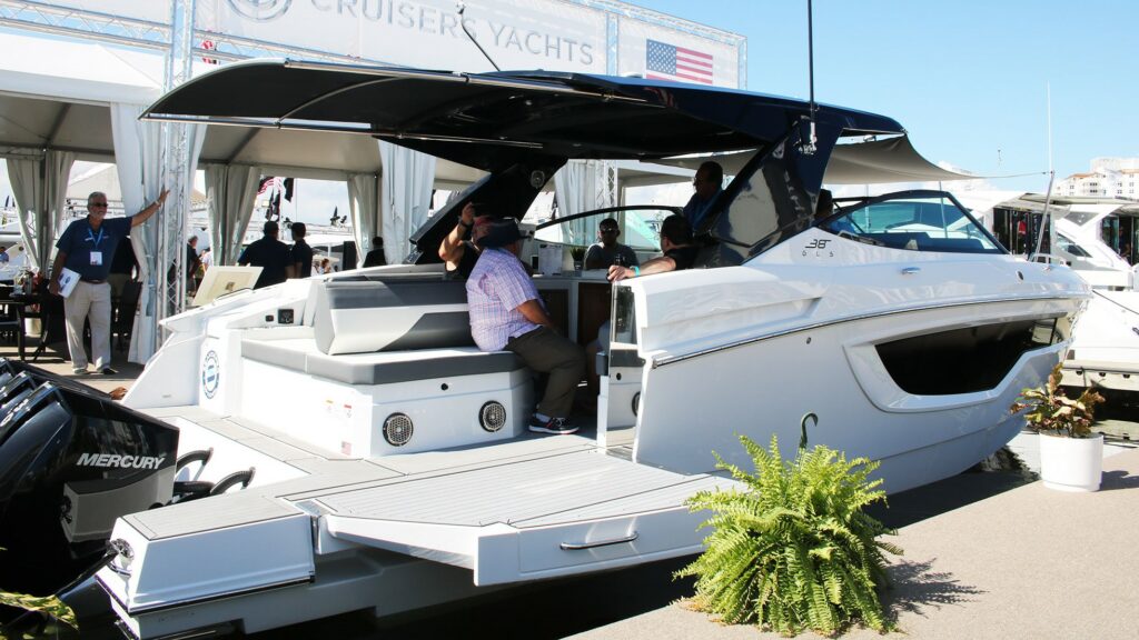 6 Boats Designed with Fold-down Sides for Expanded Decks, Cockpits and ...